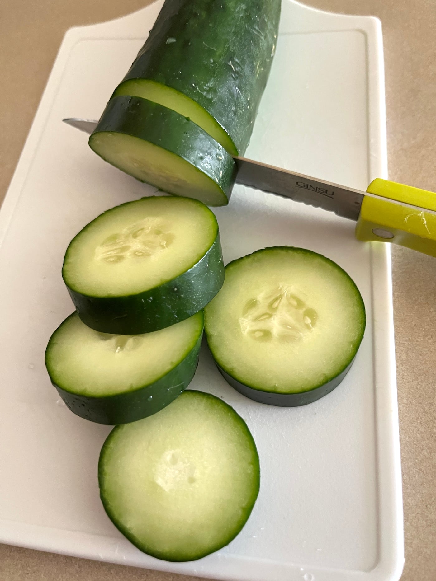 Refreshing Cucumber Bites with Hummus - Southern Home Express