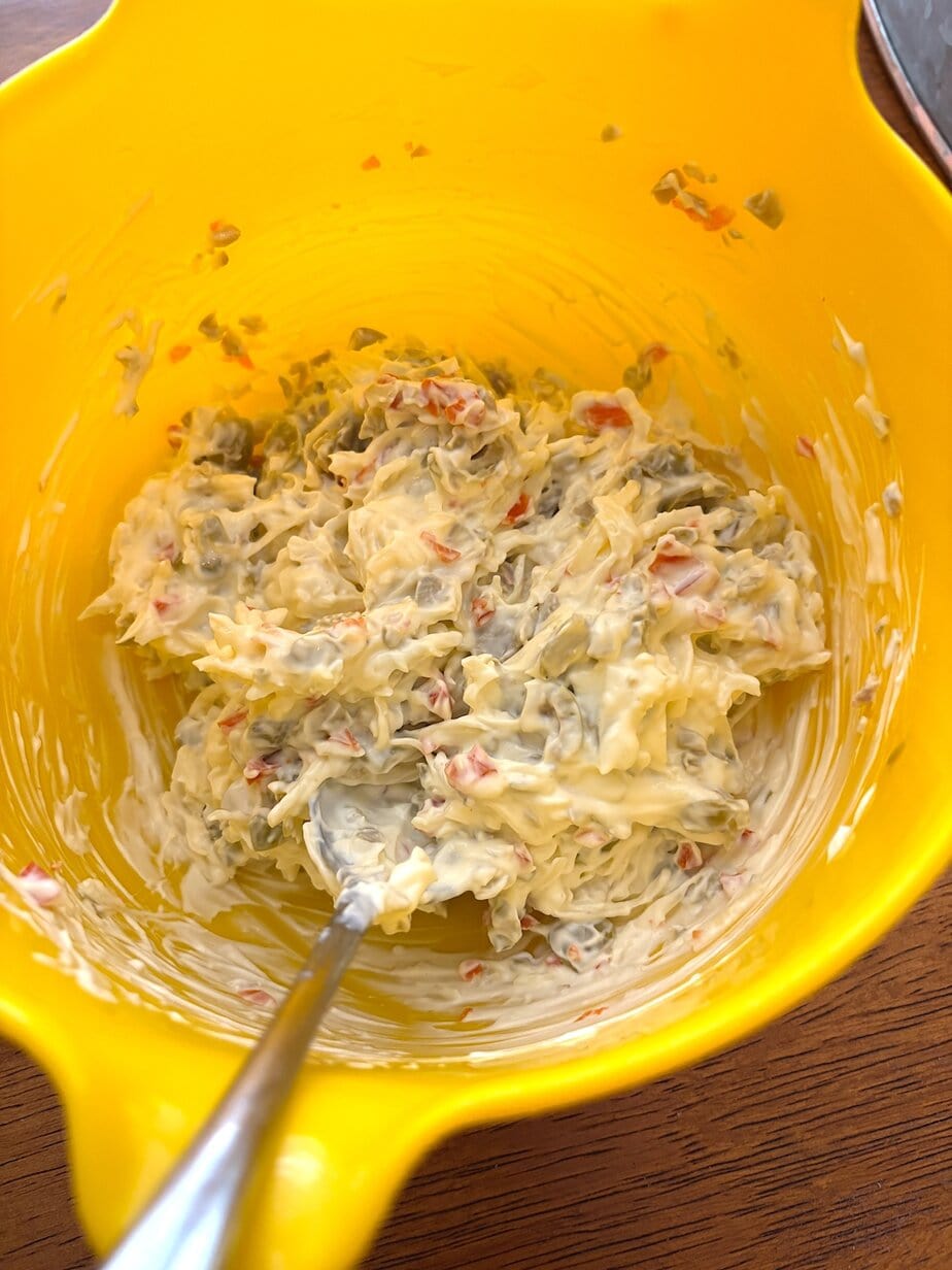 3-Ingredient Spanish Olive Spread - Southern Home Express